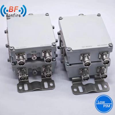 China 300W Triplexer RF Diplexer met 4,3-10 Vrouwelijke Connector -112dbc 1920-2170 2300-2400MHz Te koop