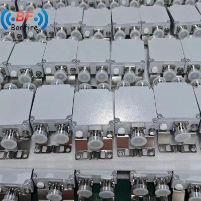 Cina Grigio/rosso/nero/personalizzato - Combinatore e diplessatore RF distribuito per parti di telecomunicazioni in vendita