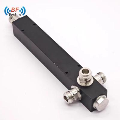 China 5000-6000MHz Wideband RF Reactive Power Splitter Power Divider with N Female Connector for sale