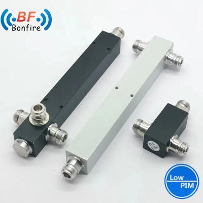 China RF 617-4000MHz 2 Way 1W Power Splitter/Power Combiner for High Frequency Applications for sale