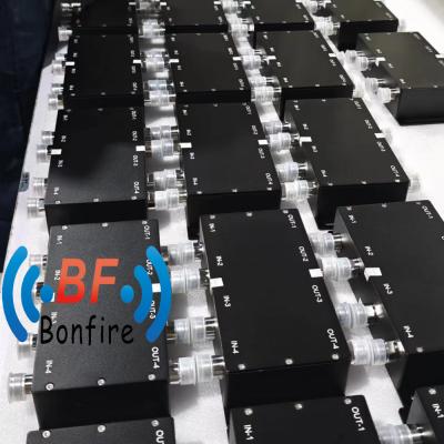 Cina 698-4000MHz Larghezza di banda 4X4 Combinatore ibrido 7/16DIN Femminile Pacco Peso lordo 2.000kg in vendita