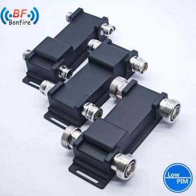 Cina DQ-XXXXXX 698-4000MHz 3 in 3 out Low Pim Hybrid Coupler Hybrid Combiner per i clienti in vendita
