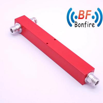 Cina 698-4000MHz 3way Indoor Pulse Power Splitter Power Divider per N-F Das Ibs Interfaccia N-F in vendita