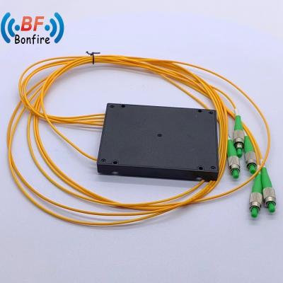 Cina 1*4 PLC splitter a modalità singola 0.500kg con confezione Dimensione 25.00cm * 20.00cm * 10.00cm in vendita