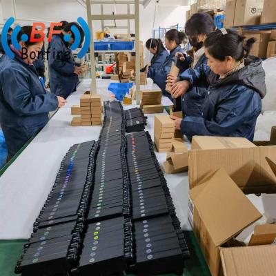 China 7dB Hohlraum-Richtungswiederholung Antennenkopplung für GSM UHF CDMA 400-900MHz in Schwarz zu verkaufen