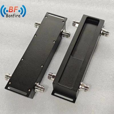 China 4.3-10-F/DIN-F/N-F Interface RF Hybrid Combiner Hybrid Coupler 2 em 2 de 698-3800MHz à venda