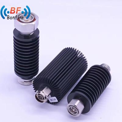 China Innen/buiten IP65 5W verstelbare attenuator RF coaxiale attenuator met SMA-J/K connector Te koop