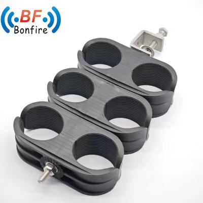 China Triple Way Feeder Cable Clamp Package Size 15.00cm * 6.00cm * 1.50cm Gross Weight 0.410kg for sale