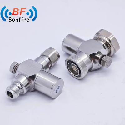 Cina 4.3-10 Protezione contro le sovratensioni con connettore maschile per l'interfaccia N-F e ampia gamma di frequenze in vendita