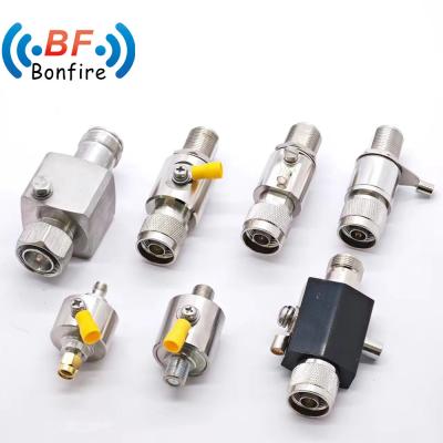 Cina Cable RF Lightning Arrester DC-6000MHz UHF Jack So239 da femmina a UHF maschio Pl259 Protector Coaxial Surge Arrester in vendita