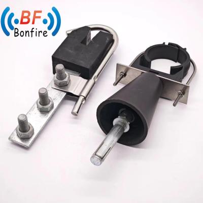 China KXK-XXXXX 1-1/4 Coaxial Cable Clip 3 Way Feeder Clamps Cable Clamp Customized for Your for sale