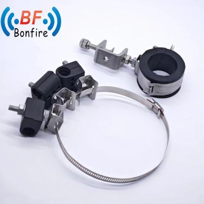 Cina KXK-XXXXX e O Clamp del cavo di alimentazione del tipo La combinazione perfetta per la gestione del cavo in vendita