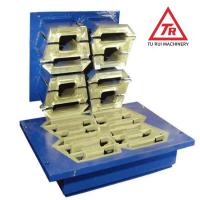 China Outdoor Flooring Metal Brick Mold Consistent Thickness Easy Installation Customization for sale