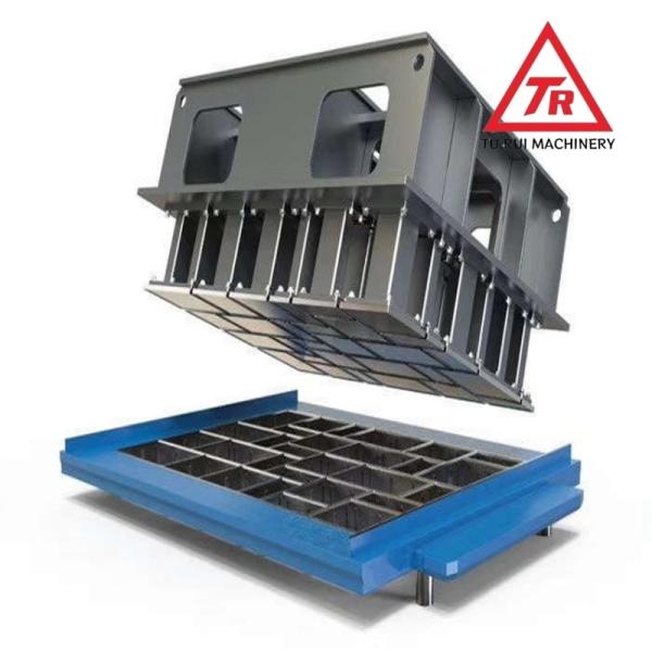 Quality 16Mn Steel Interlocking Concrete Molds Linear Cutting Customized With Surface Treatment for sale