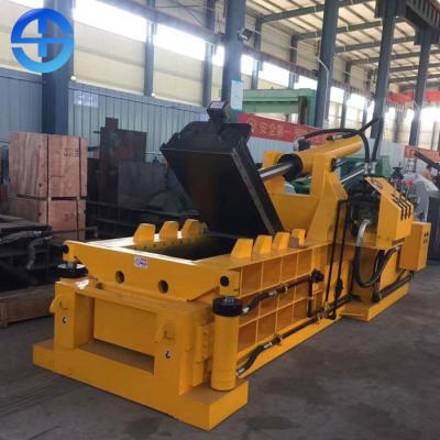 Cina dimensione della balla di 200*500mm in avanti fuori rottamare macchina d'imballaggio in vendita