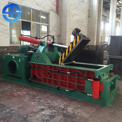 Cina dimensione della balla di 250*600mm in avanti verso l'esterno la macchina d'imballaggio del residuo di metallo in vendita