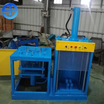 Cina Ferraglia resistente all'uso che ricicla motore idraulico a macchina che ricicla macchina 30-50 Pieces/H in vendita