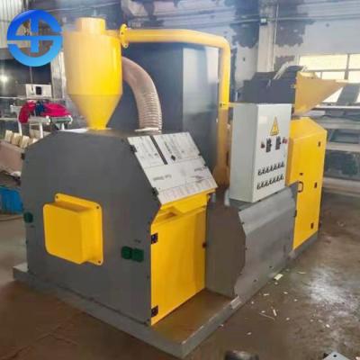 Cina Tipo asciutto della macchina del granulatore del cavo di rame di rendimento elevato 150-200 kg/h in vendita
