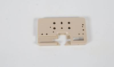 Cina Precisione delle componenti 0.005mm dello stampaggio ad iniezione di SBIRCIATA di Polyetheretherketone in vendita