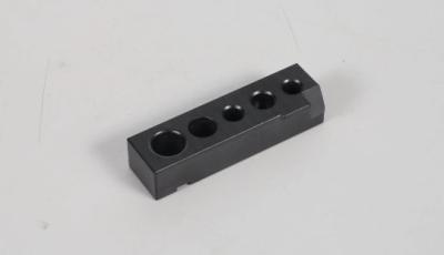 Cina Pezzi in lavorazione neri antiruggine di Polyetheretherketone delle parti dello stampaggio ad iniezione di SBIRCIATA in vendita