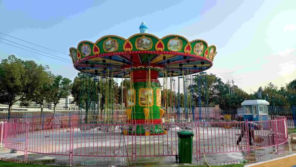 Quality Amusement Ride Carousel 36 Seat Swing Carousel Designed for Easy Maintenance and Operation Suitable for Various Amusement Facilities for sale