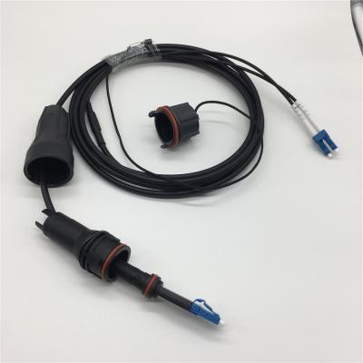 Cina Fullaxs-LC Cable blindato in fibra ottica per esterni IP67 Cordone di patch in fibra impermeabile in vendita