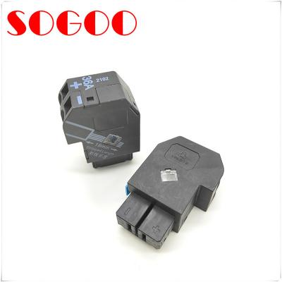 Cina Connettore di alimentazione Huawei 5G AAU5619 AAU5613 RRU5916 36A SJ018-2STY-M in vendita