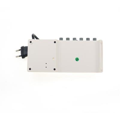 Cina Antenna multibanda Amplificatore segnale CATV Cavo TV 1 In 4 Out VHF 20dB Amplificatore interno in vendita