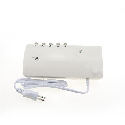 Cina Amplificatore di segnale HD Digital CATV Antenna TV 28 DB 1 In 4 Out 47-862 MHz in vendita