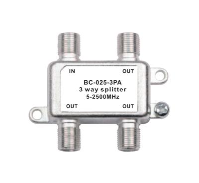 Cina CATV Smatv Splitter 4 Way Satellite Multi Switch 5-2500mhz Per TV via cavo in vendita