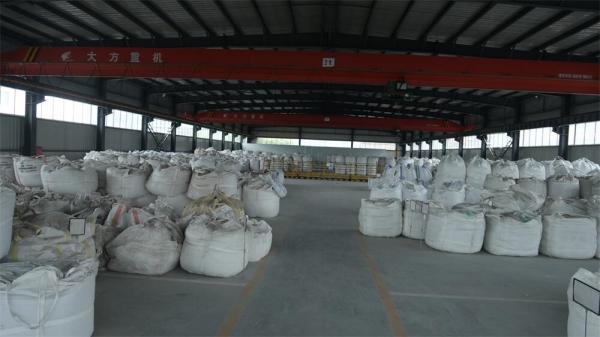 Quality Wear Resistance Zirconia Refractory Properties Fire Zirconia Products Zircon for sale