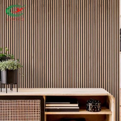 Cina Parete naturale di accento della stecca di legno di quercia ignifuga per la decorazione della stanza in vendita