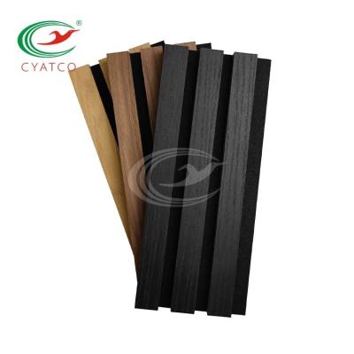 Cina Soffitto lineare della parete di legno della stecca di longevità e stili della parete facili installare in vendita