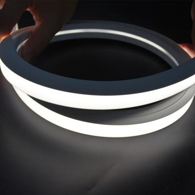 Cina Larghezza 20 mm Striscia a LED dimmabile Smd2835 6000K Neon Silicone Tube in vendita