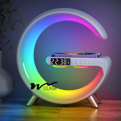 Cina 15W Intelligent Atmosphere Wake Up Lamp DC5V Wireless Charger Lampada per l'atmosfera in vendita