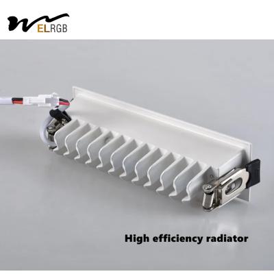 Cina IP55 Il soffitto incassato LED Strip illuminazione 7W 10W 2700K-3000K Bianco caldo in vendita
