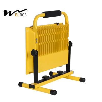 Cina 4800lm riflettore a LED ricaricabile 60W portabile luce di emergenza in vendita