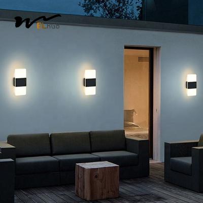 Cina Acrilico Led Parete Esterno Sconce LED Luci a energia solare Luce Bianca Fredda in vendita