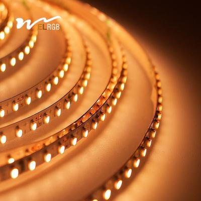 Cina 240leds IP20 autoadesivo LED Strip 2200K adesivo retro LED Strip luci in vendita