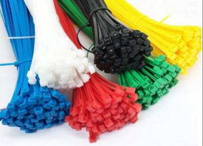 Cina 3*200mm Zip Cable Ties Nylon 66 Plastic Cable Tie Self Locking in vendita