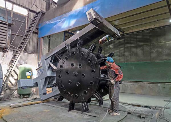 Quality Cattle Manure / Chicken Manure / Poultry Manure Wheel Type Compost Turning for sale
