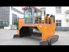 Machine à tourner le compost de type grilleur diesel 500-1800m3/h Capacité Processor de fermentation du fumier organique