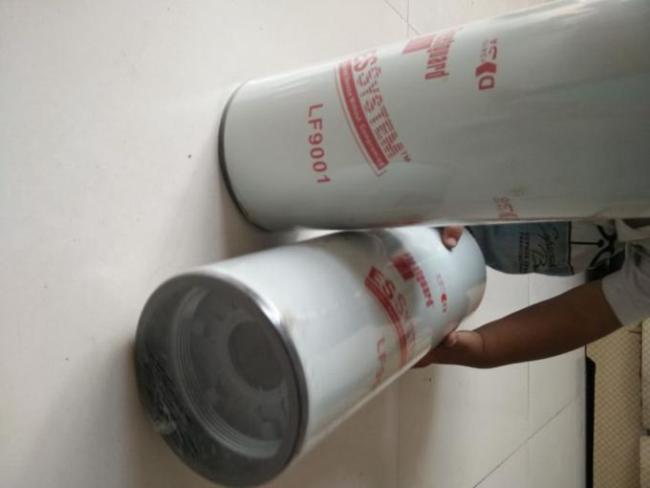Stainless Fleetguard LF9001 Lubricating Oil Filter Remove Oil Impurities 0