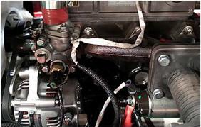Engine Adopting Kubota motors, with low noise, low vibra­tion and environmentally friendly design