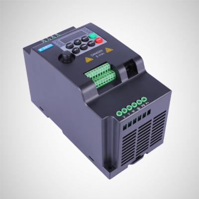 China Stabiler 2,2-kW-Dreiphasen-Wechselrichter VFD-Antrieb 220 V für 3-PS-Motor zu verkaufen
