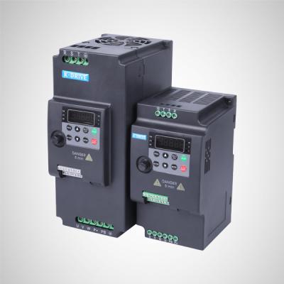Китай 0.4KW-11KW трехфазный привод двигателя переменного тока инвертора серии IP20 KD100 продается