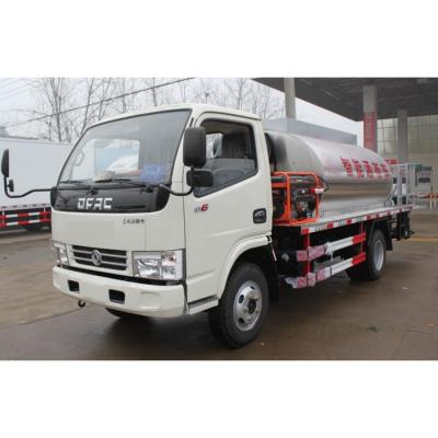 China Dongfeng 4ton Asphalt Distribution Truck Mobile For Road Maintenance for sale