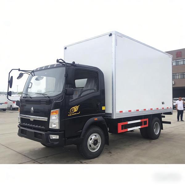 Quality HOWO 4 Ton 5 Ton Refrigerated Truck For Transport Frozen Fish / Meat for sale