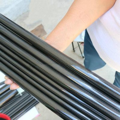 Китай Крен гибкости изготовленный на заказ создал программу-оболочку Twill/равнина трубки волокна углерода соткет продается