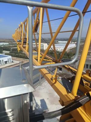 Cina Gru a torre Zoomlion usata, colore giallo, capacità di sollevamento 10 / 12 / 16 / 20 / 25 tonnellate in vendita